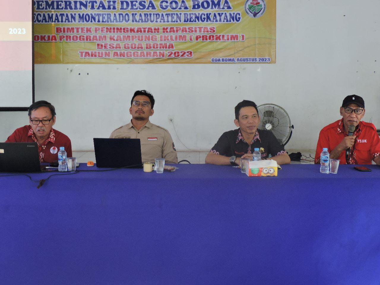 MENGUNGKAP REALITAS DAN KOMITMEN : KEGIATAN SOSIALISASI DAN KOLABORASI MULTI-STAKEHOLDER DI ...